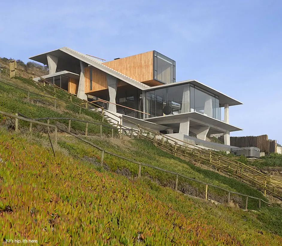 Max Nunez Architects Ghat House in Chile – if it's hip, it's here